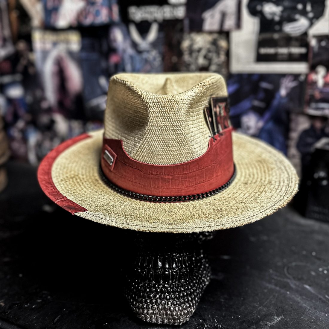 BORN TO GREATNESS - Blade Hats