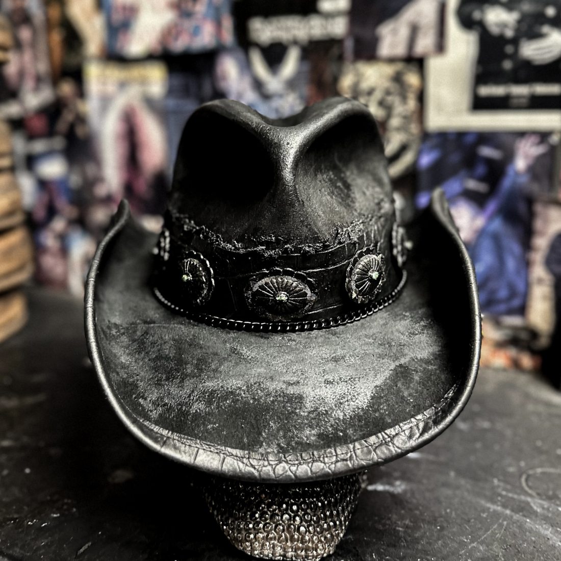 STONE THE CROW - Blade Hats